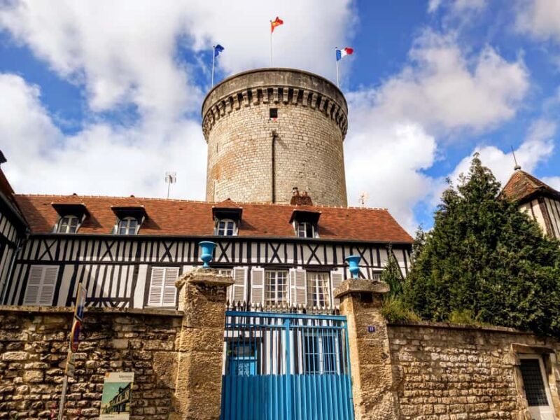 Bike tour from Vernon to Giverny with local guide - Key Points