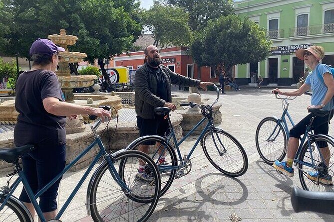 BIKE TOUR in the coolest areas of GUADALAJARA - Discovering Guadalajara on Two Wheels: An In-Depth Review of the Bike Tour