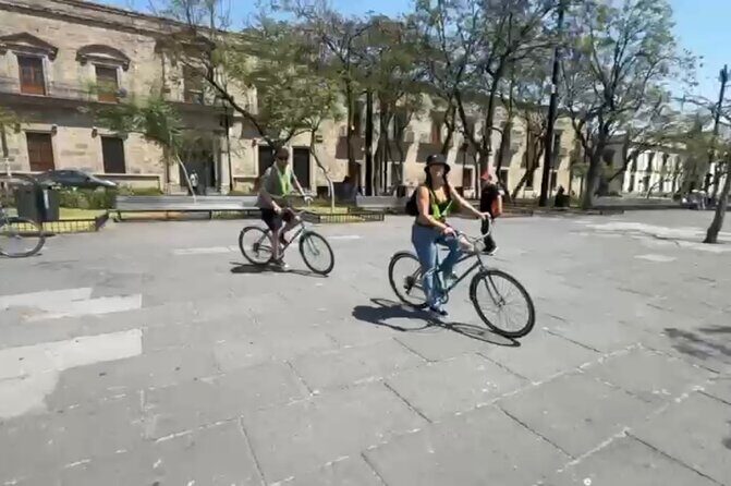 BIKE TOUR in the coolest areas of GUADALAJARA - Who Should Consider This Tour?
