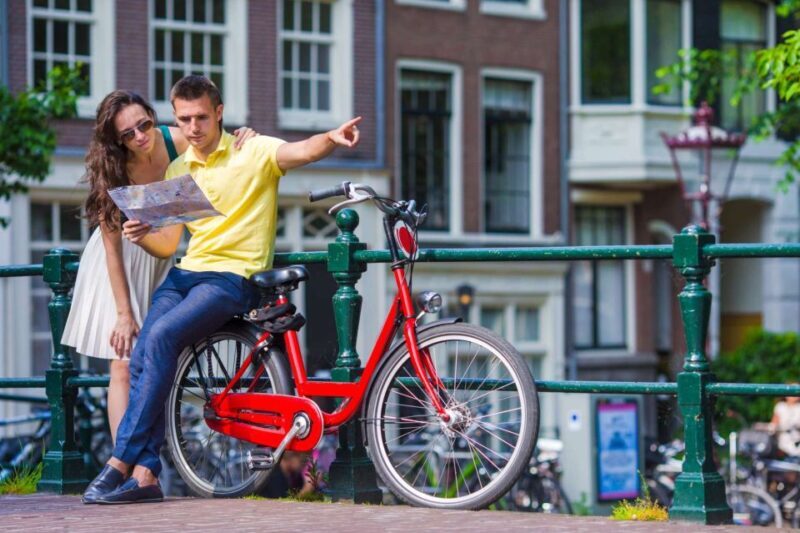 Bike Tour of Amsterdam Old Town, Top Attractions and Nature - Authenticity and Local Insights