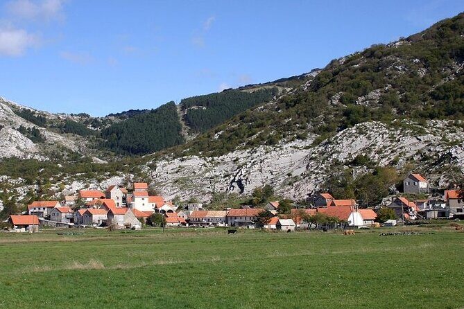 Bike tour - Panoramic downhill from Njegui and Kotor serpentines - The Ride Begins: Meeting in Kotor