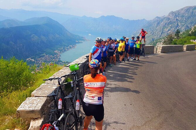 Bike tour - Panoramic downhill from Njegui and Kotor serpentines - Practical Details
