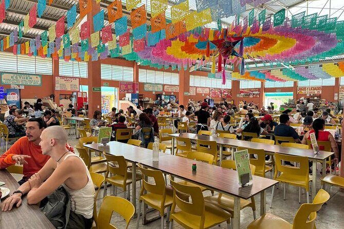 Bike tour to the Tule Tree and the Gastronomic Market - FAQ