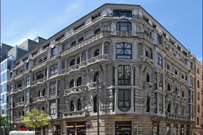 Bilbao Classic & Modern - Authentic Experiences at Heart