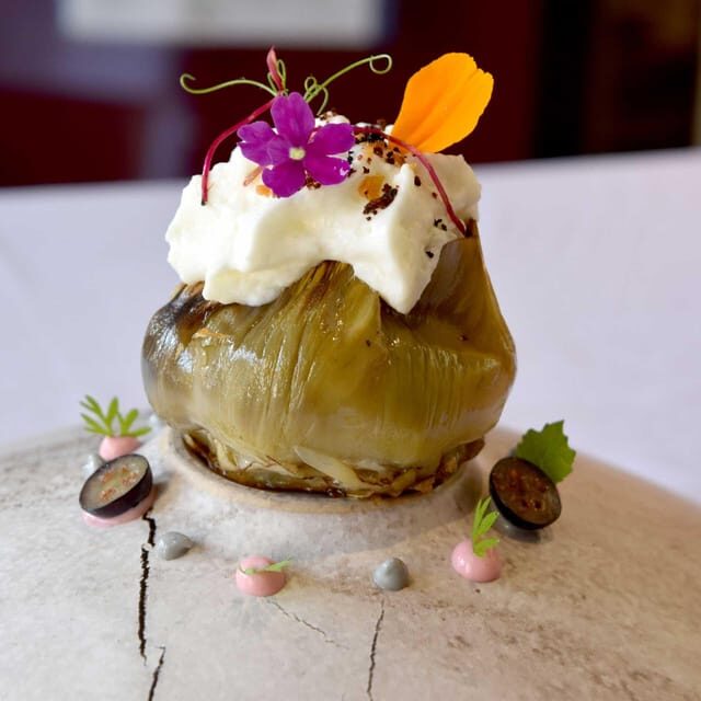 Bilbao: Gastronomic and Cultural Walking Tour with Tastings - What does the itinerary include?