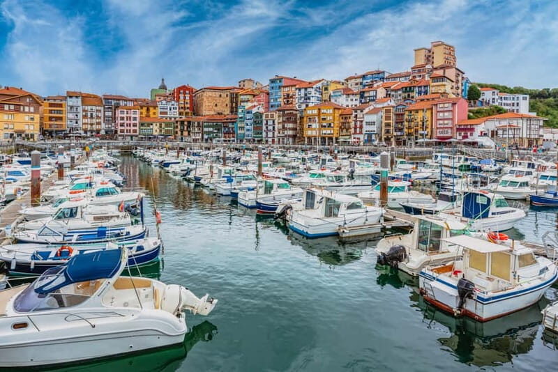 Bilbao: Gaztelugatxe, Bermeo, Mundaka, Gernika, & Wine Tour - FAQs