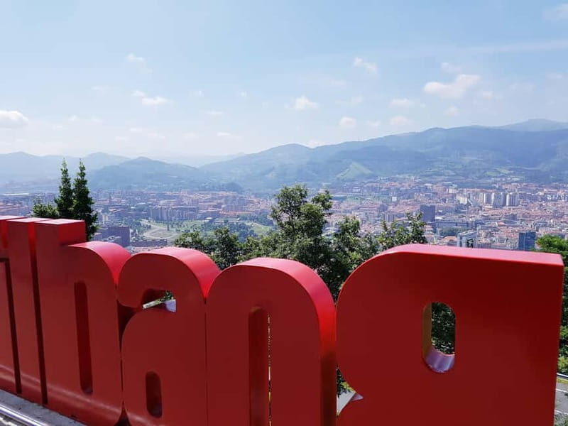 Bilbao Walking Tour and cable car in spanish - FAQs