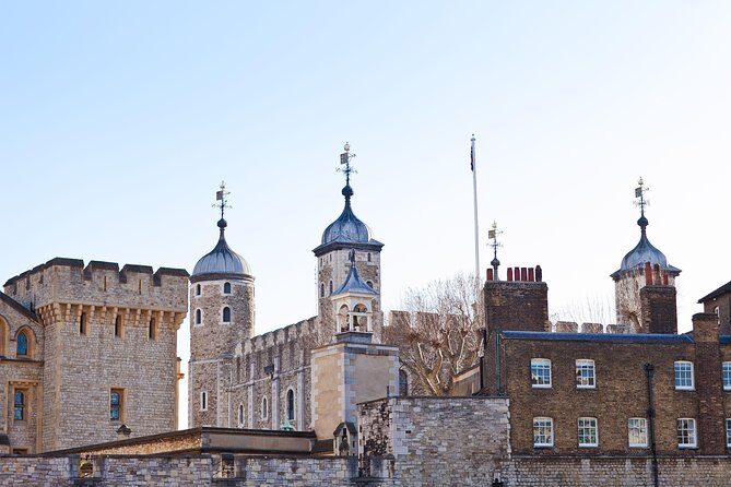 Black Taxi Tour of London: Classic Sightseeing Bespoke & Fun - The Sum Up: Who Should Book?