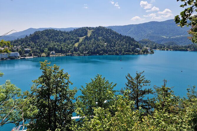 Bled Lake and Ljubljana Extra Small Group Tour from Zagreb - Authenticity and Insights from Reviewers