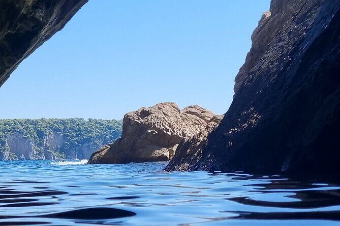 Blue and Green Cave Tour from Dubrovnik,private speed boats - Authentic Insights from Reviewers
