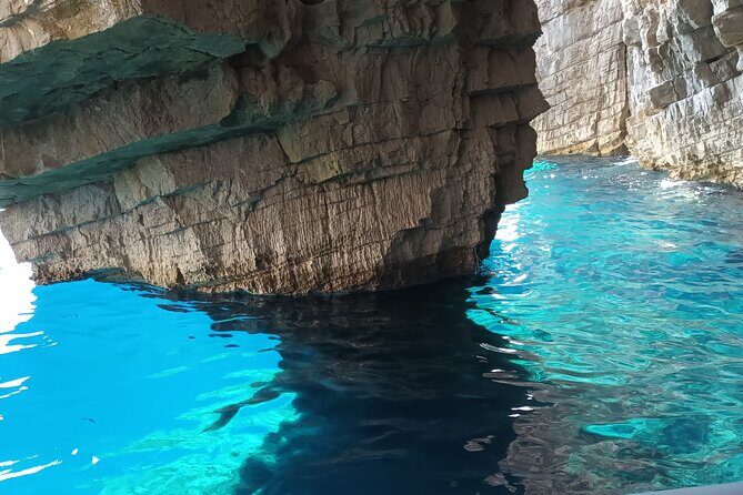 BLUE CAVE & 5 islands tour from Hvar - The Itinerary in Detail
