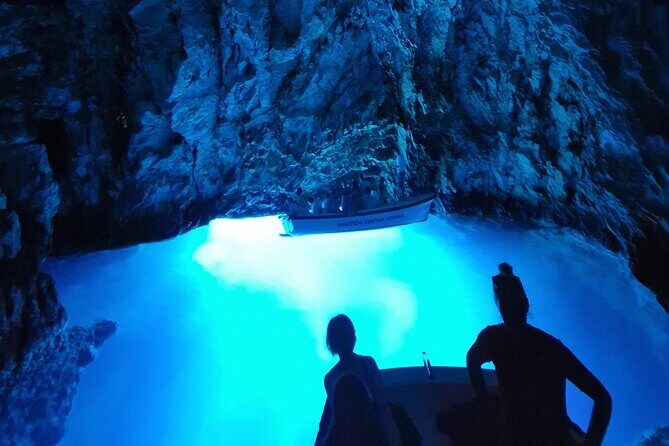 BLUE CAVE & 5 islands tour from Hvar - Frequently Asked Questions