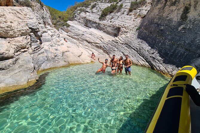 Blue cave & Hvar, 5 islands speed boat tour with unique boats from Split - Key Points