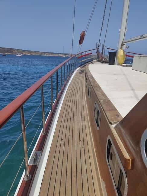 Blue lagoon, Crystal Lagoon & Comino Island & Caves - Authentic Experiences and Insider Tips