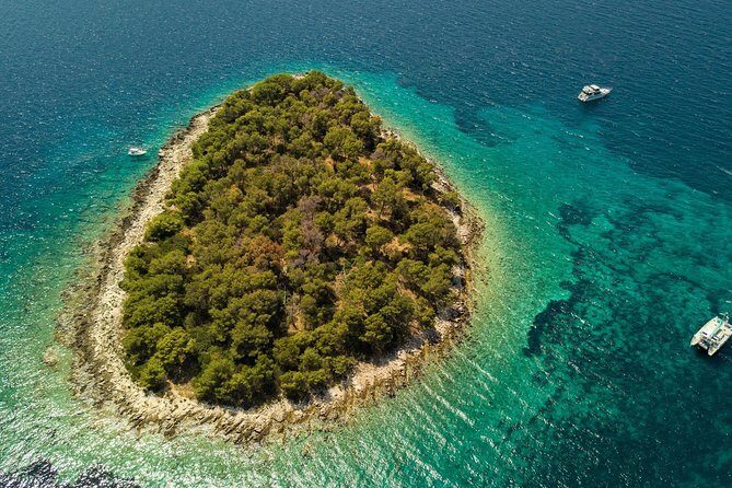 Blue Lagoon & Maslinica half day tour from Trogir - The Itinerary in Detail: What to Expect