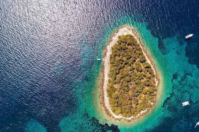 Blue Lagoon & Maslinica half day tour from Trogir - Practical Details and Tips