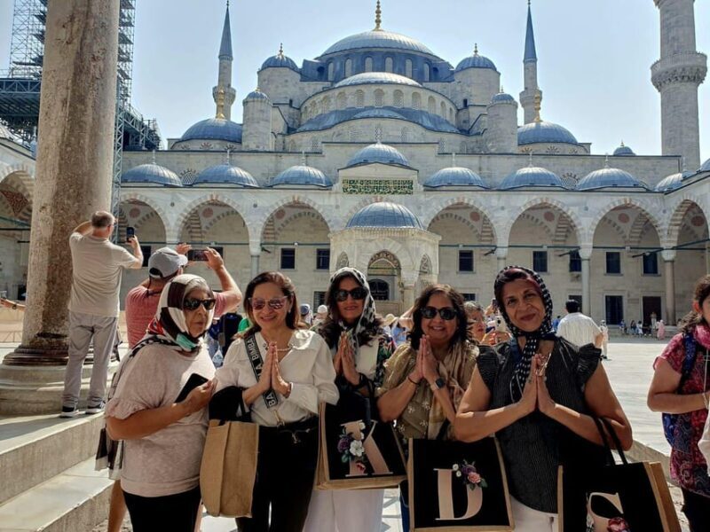 Blue Mosque, Hagia Sophia & Basilica Cistern, Hipodrom Tour - Exploring Istanbul’s Historic Heart: A Guide to the Blue Mosque, Hagia Sophia, Basilica Cistern, and Hipodrom Tour