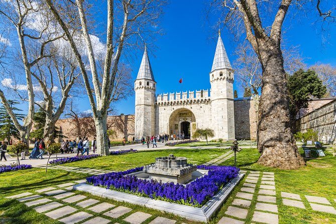 Blue Mosque Sultanahmet Old Town and Hippodrome Walking Tour - An In-Depth Look at the Tour Itinerary