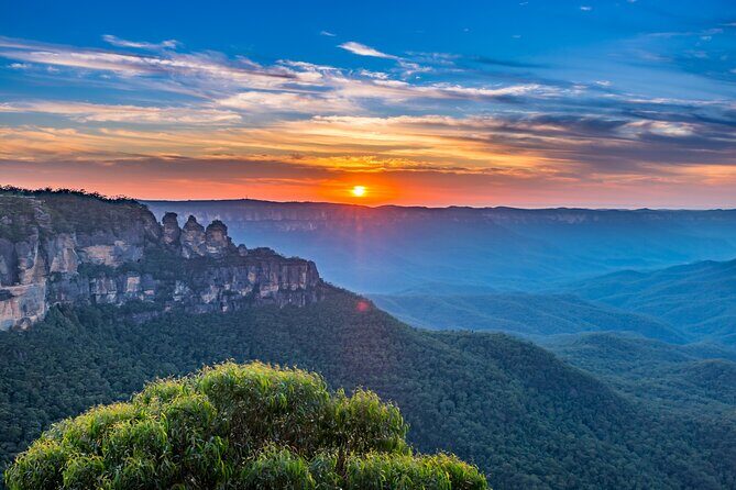 Blue Mountains Day Tour with Wildlife and Scenic World Entry - The Practicalities: Transport, Timing, and Group Size