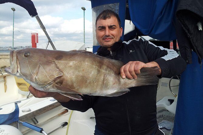 Boat fishing, boat tours, boat party - Practical Details and Tips