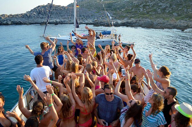 Boat Party Cruise with Live DJ - The Value of This Experience
