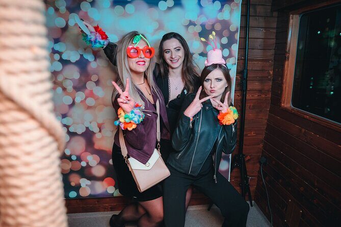 Boat Party in Wroclaw with Unlimited Drinks - An In-Depth Look at the Wroclaw Boat Party Experience