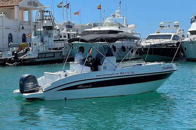 Boat Rental in Benalmádena with License - Introduction