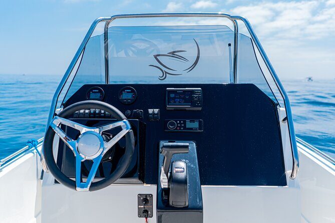 Boat Rental in Benalmádena with License - Key Points