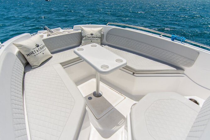 Boat Rental in Benalmádena with License - The Boats and Features