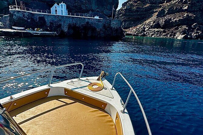 Boat Rental in Santorini - Who This Tour Is Perfect For