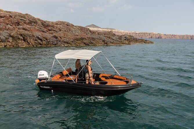 Boat Rental in Santorini License Free - An Honest Look at the Experience