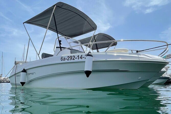 Boat Rental Without License in La Marina de Valencia - Key Points