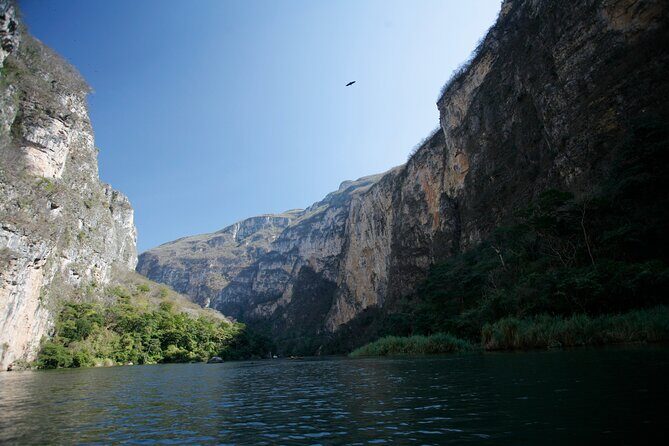 Boat ride through Sumidero Canyon and visit to Indian Villages - The Natural Majesty of Sumidero Canyon