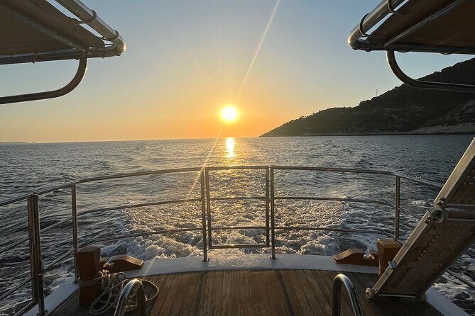 Boat Tour at Delfina Hvar - FAQ