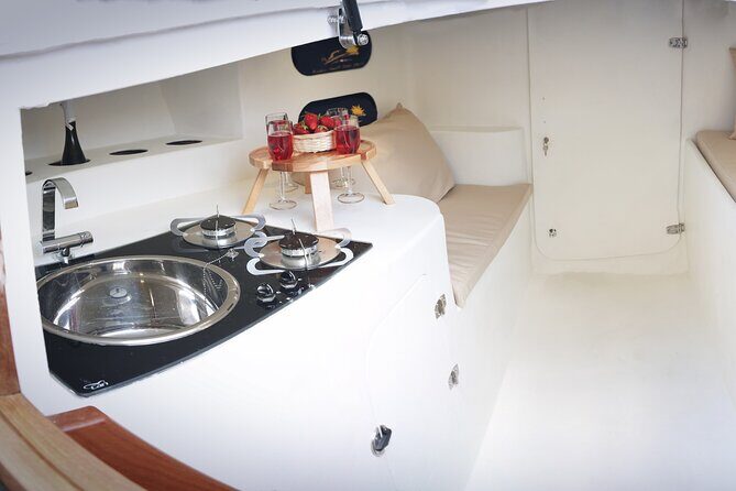 Boat Tour at Sunset on the Amalfi Coast - Who Should Consider This Tour?