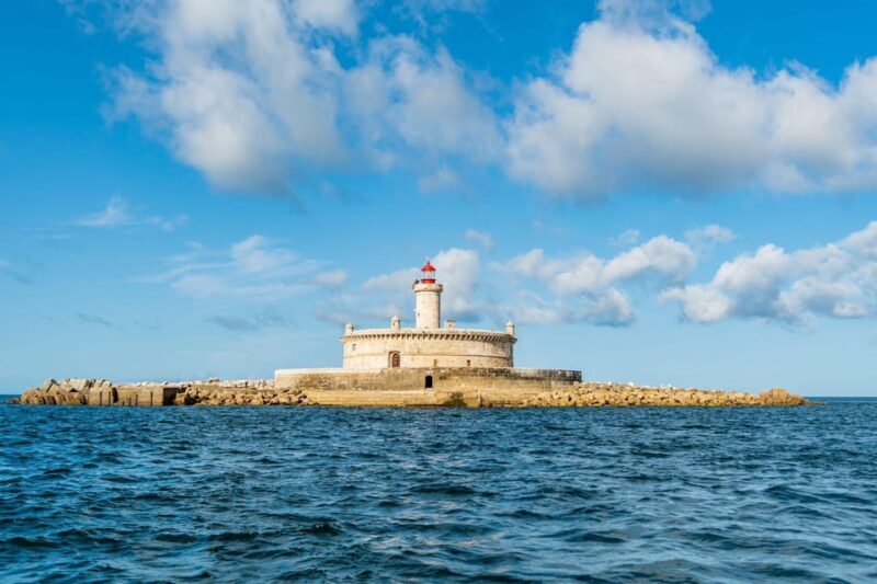 Boat tour: charming Cascais Coast to Lisbon lighthouse - An In-Depth Look at the Experience