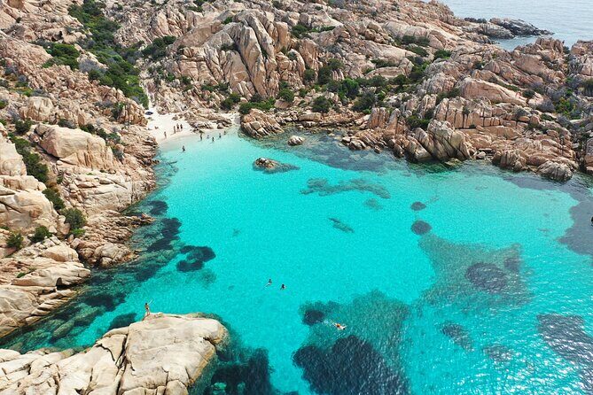 Boat Tour Full Day La Maddalena, Caprera, Spargi, Budelli - FAQ