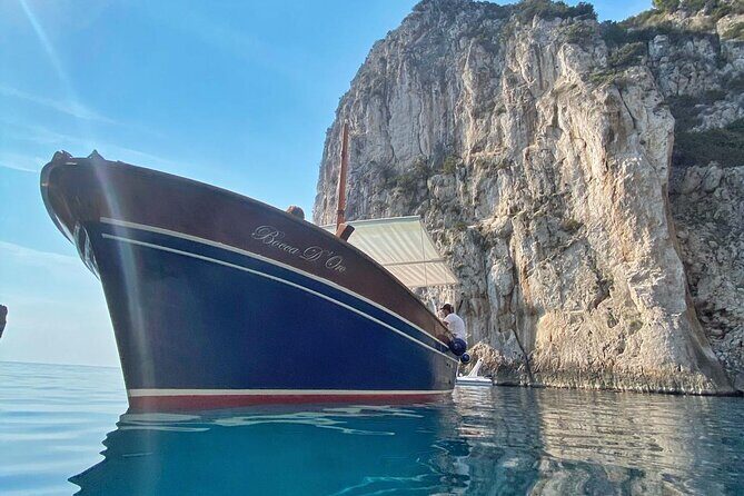 Boat Tour in Capri - Key Points