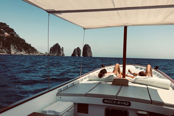 Boat Tour in Capri - FAQs