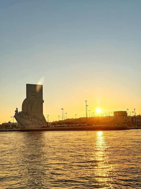 Boat tour in Lisbon with local sailors - The Value of This Experience