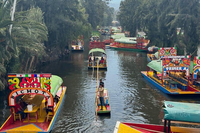 Boat tour in Mexico City with Live Guide with Food and Drinks - Exploring the Canals of Mexico City: A Full Review of the Boat Tour with Food & Drinks