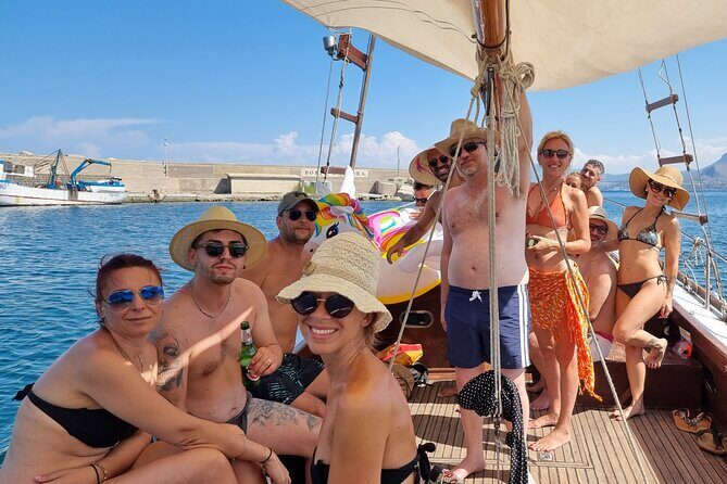 Boat tour in Palermo east - Excursion with aperitif - Key Points