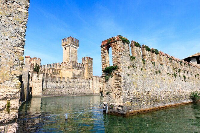Boat Tour of Isola del Garda - FAQs