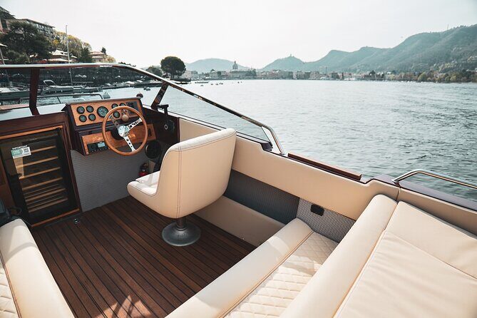 Boat tour on Lake Como - Key Points