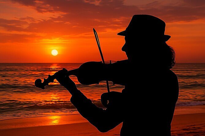 Boat tour Saddle of the Devil Aperitif and Serenade with Violinist - Key Points