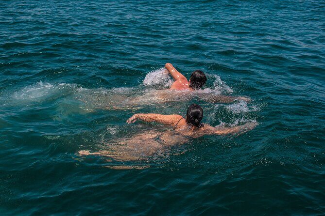 Boat Tour Snorkeling Tour with Guide, Drinks and Fruit - Key Points