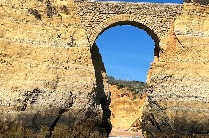 Boat tour through the wonderful caves of Ponta da Piedade - The Sum Up