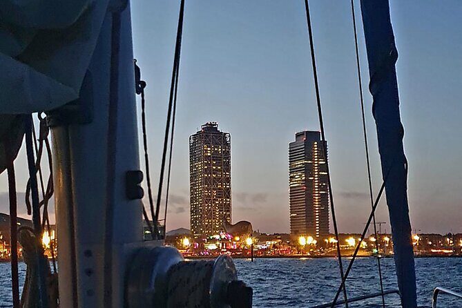 Boat Tour with Drink and Picoteo, Barcelona - Who Is This Tour Best For?