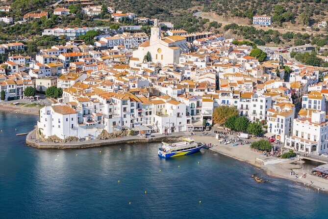 Boat trip and free visit Cadaqués all day - Introduction
