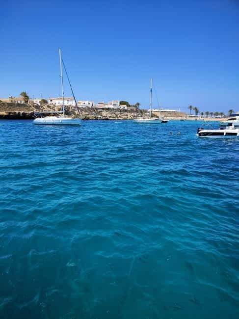 Boat trip and swimming in the sea - An in-depth look at the boat trip experience